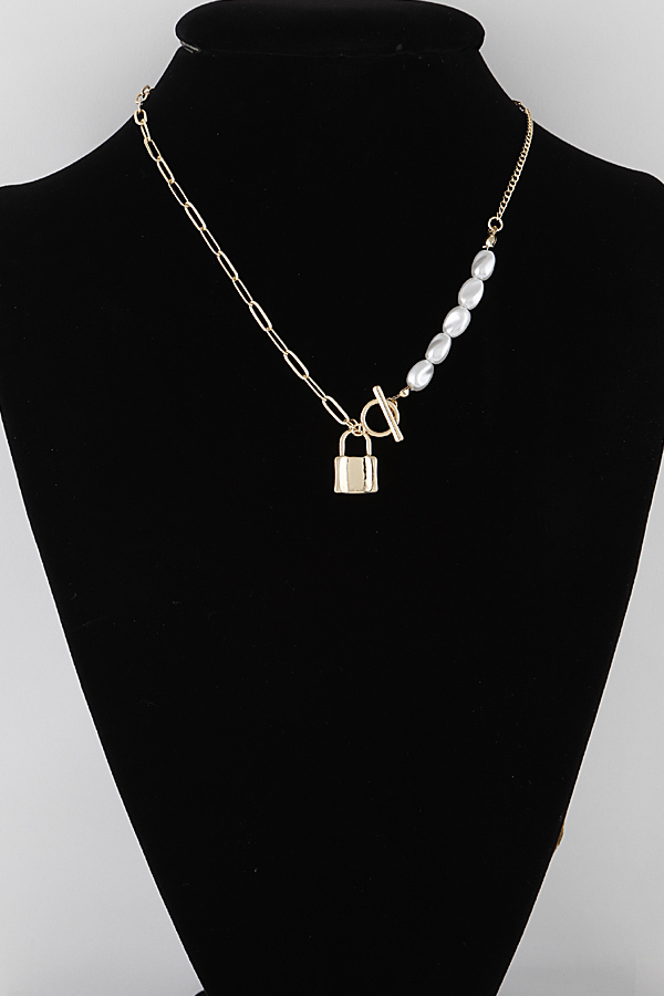 J1716 GOLD CREAM Chain N Gem Lock Pendant Toggle Necklace - Pendants